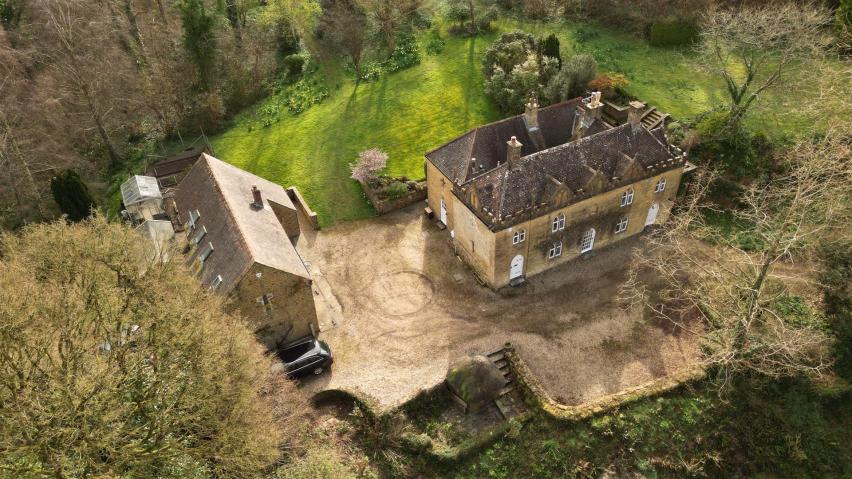 Grade 2 Listed Period Property for Auction Sherborne DT9 | UK Auction List